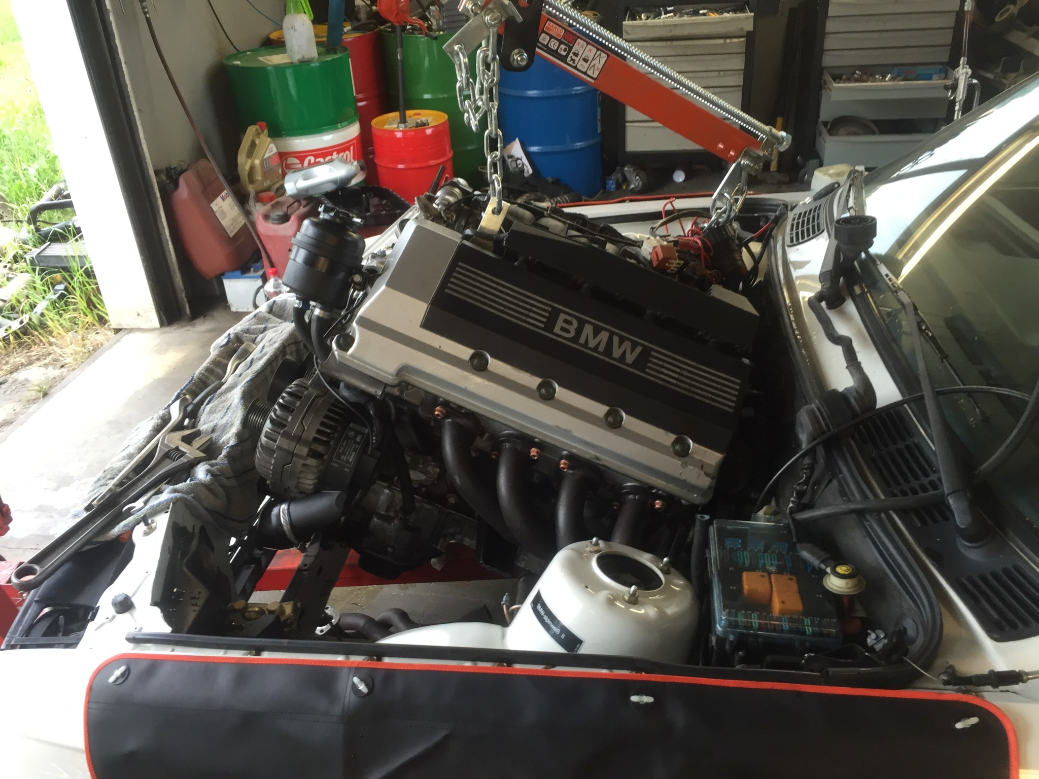 Why to build custom 4,4 litres BMW V8 M60B44 engine? – BimmerBlog.org